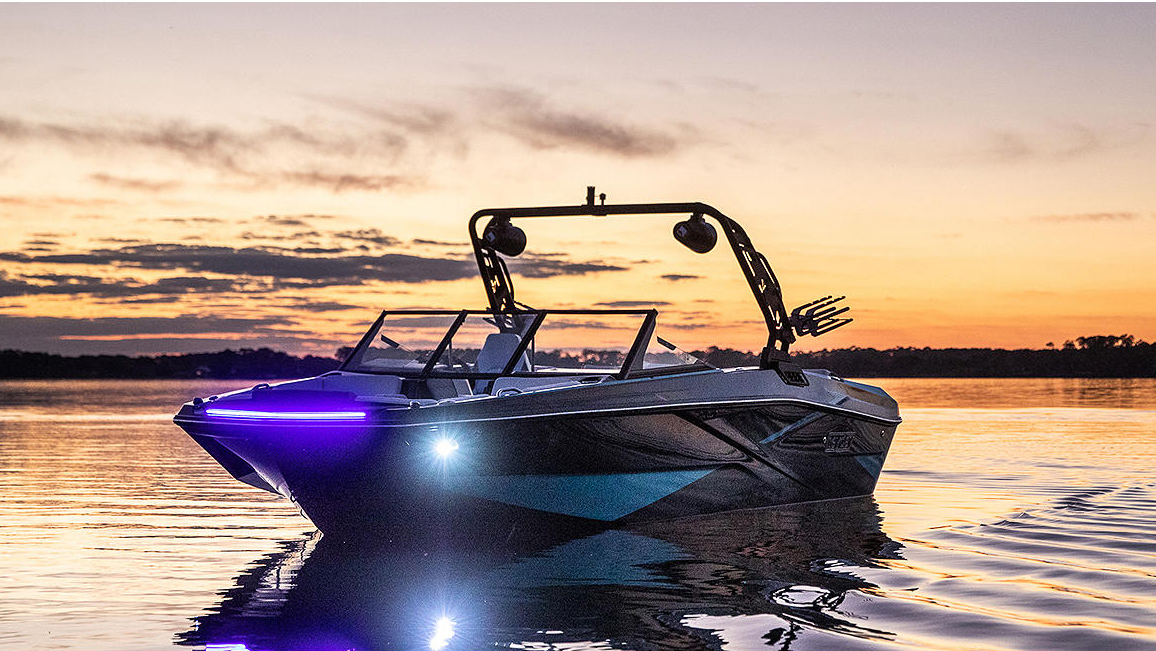 2022 Heyday H22 - Lake Powell Surf Boat Rentals